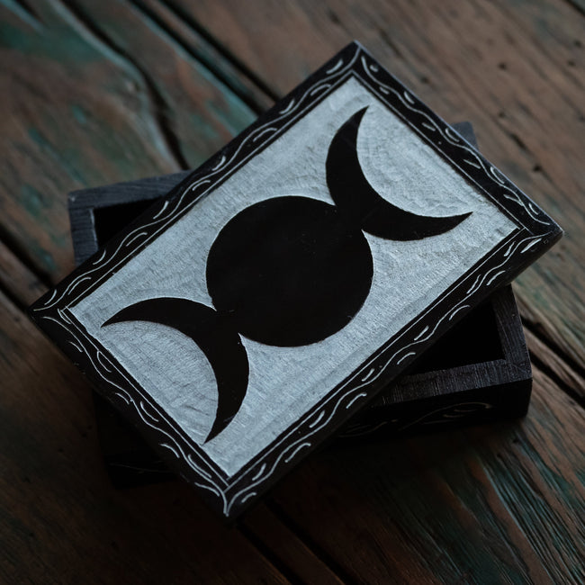 The Witches Moon™ Subscription & Moon Market Online Store