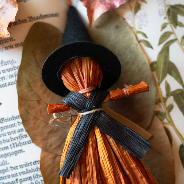Samhain Witch Corn Husk Doll (Dress) – www.thewitchesmoon.com